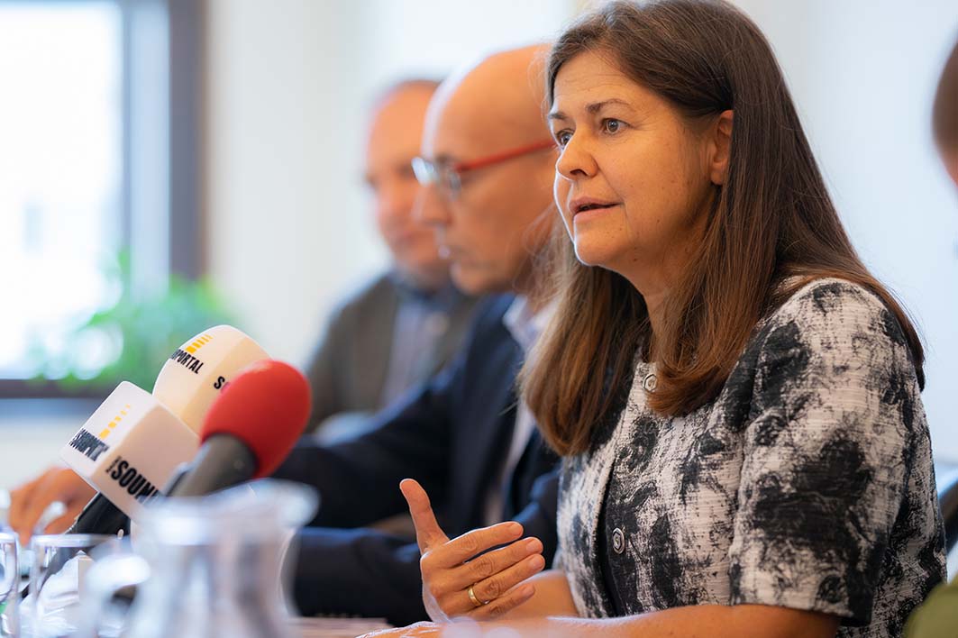 Soziallandesrätin Doris Kampus: „Wir brauchen weiterhin eine aktive Arbeitsmarktpolitik ...